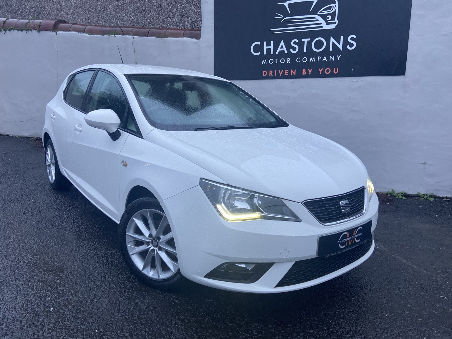 Used SEAT IBIZA 2016 White for sale - £6999 in Blackwood, South Wales ...