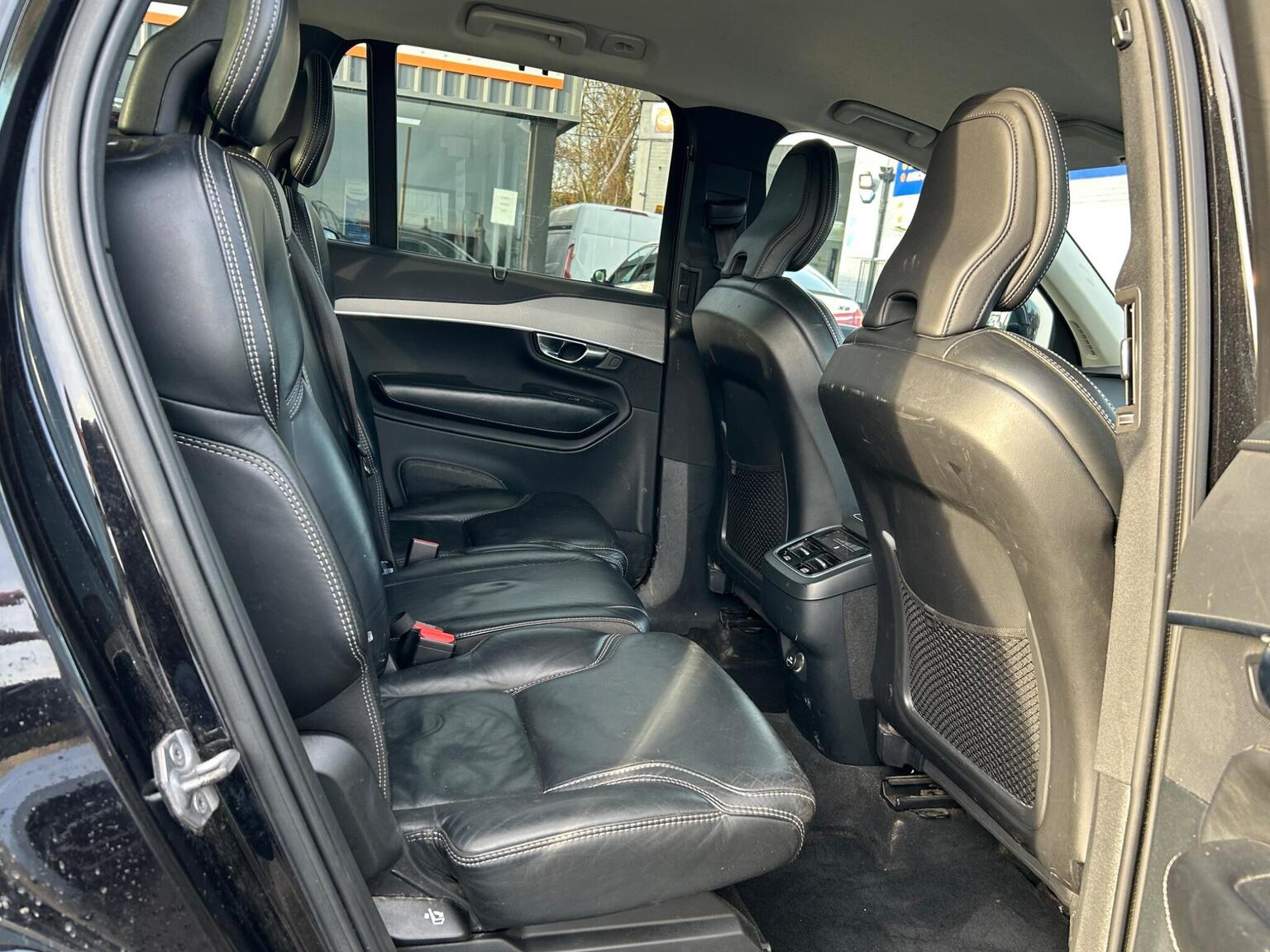 Used VOLVO XC90 2018 Black for sale - £19995 in Doncaster, South ...